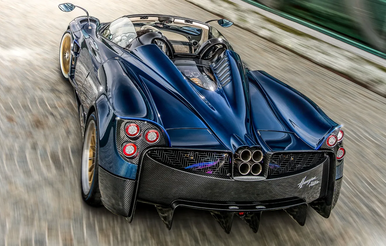 Обои Pagani, rear, Huayra, exhaust, Pagani Huayra Roadster на телефон и ...