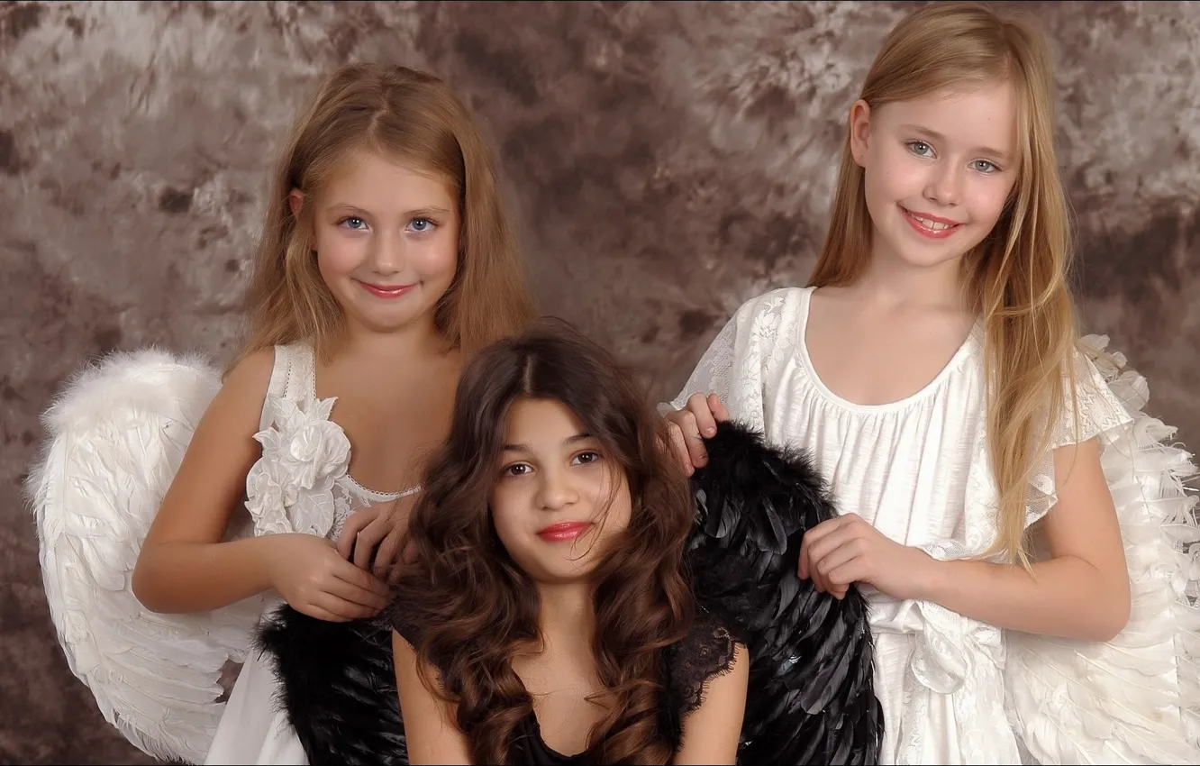 Обои smile, Girls, three, angels, dolls, teens на телефон и рабочий ...