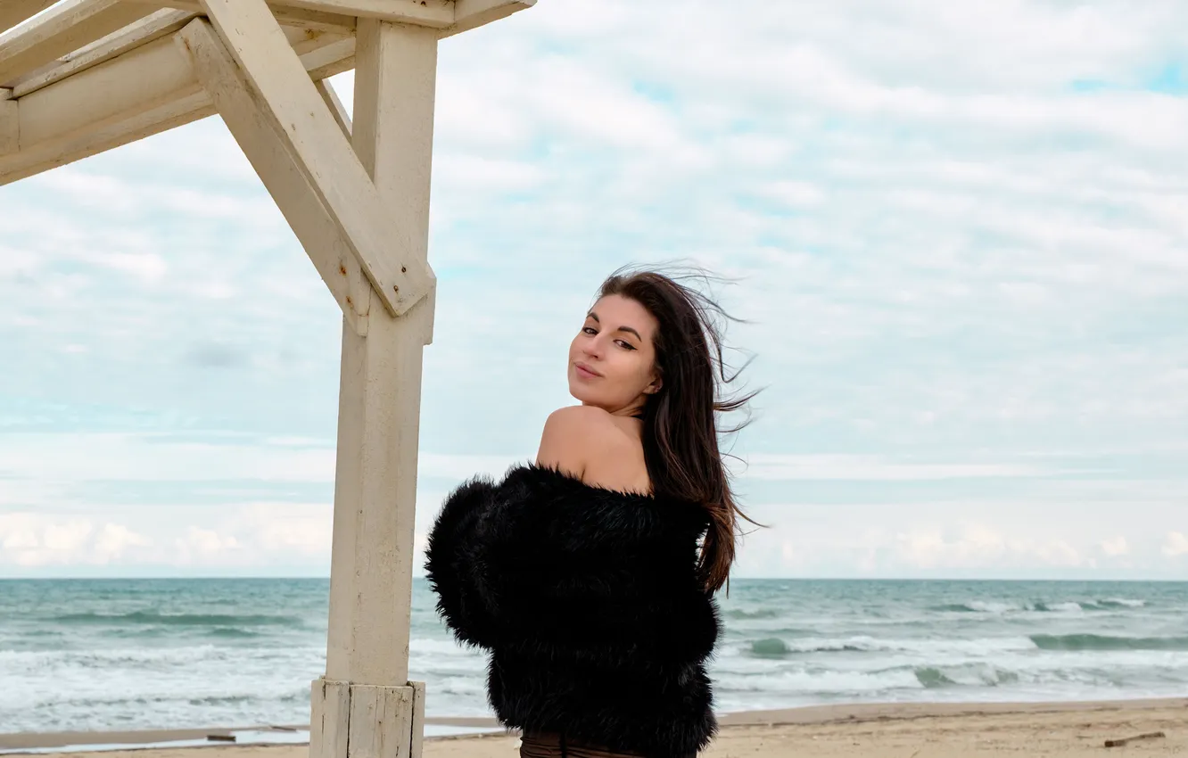 Обои beach, sky, long hair, ocean, model, awesome, brunette, gorgeous на телефон и рабочий стол ...